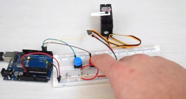 Servo controllato da pulsanti 100 Progetti con Arduino Uno - Peoplem.com